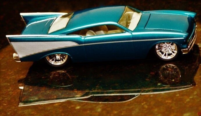 Chevrolet 57 Chevy 1957 Custom 55 1:24 SCALE METAL BODY MODEL CAR 1955 ...