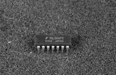 SN74LS00 Texas Instruments Quadruple NAND Gate 2-Input DIP-14 74LS00 x ...