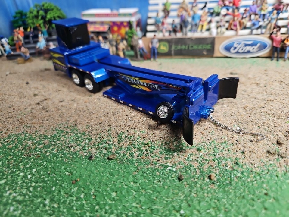 1:64 CUSTOM built Pullinng SLED TRACTOR TRUCK Pro PULLER HOT ROD ertl ...