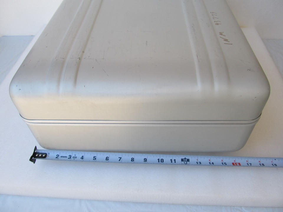 Large ZERO HALLIBURTON Aluminum Briefcase Silver w/ Combo Lock 21" x 17 ...