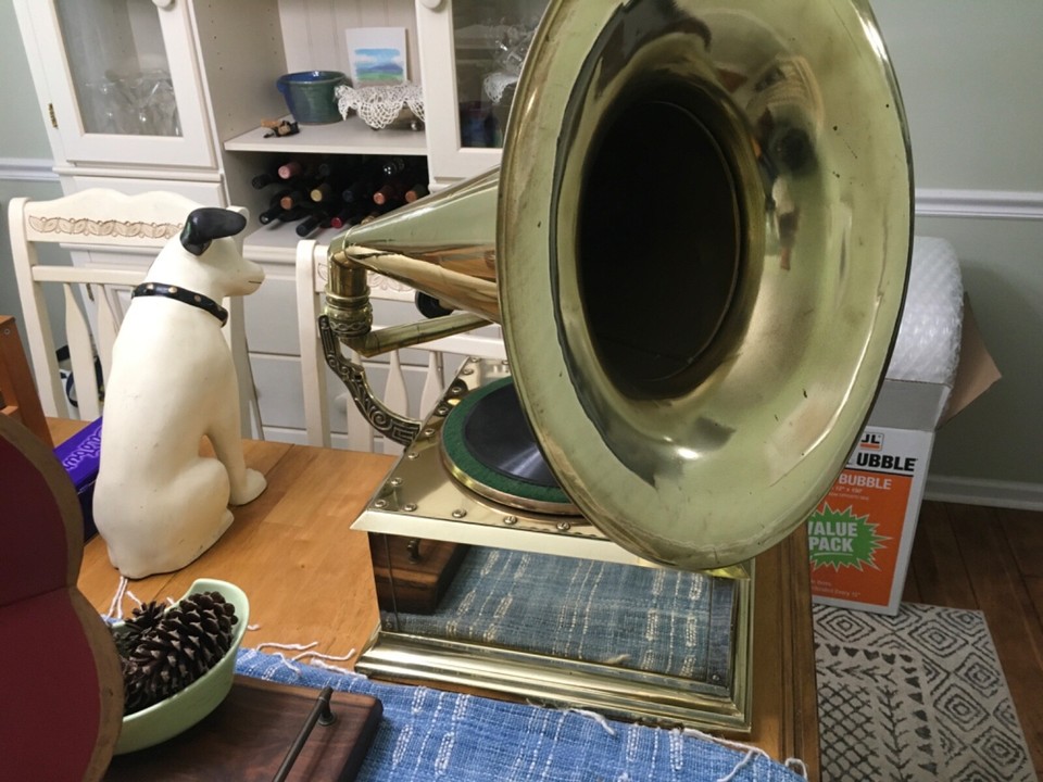 Vintage HMV(may be reproduction) Table Top Brass Gramophone Phonograph ...