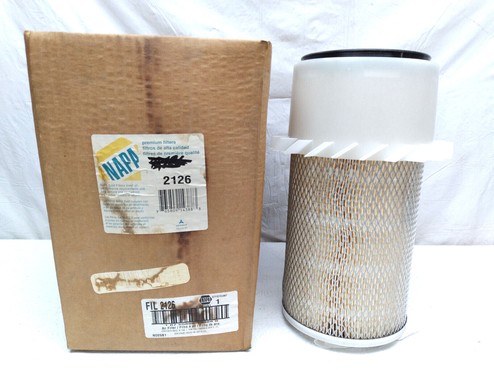 NAPA 2126 - Air filter cross reference