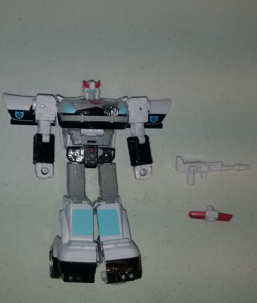 Transformers Studio Series 86 Prowl 20 Buzzworthy Bumblebee Action ...