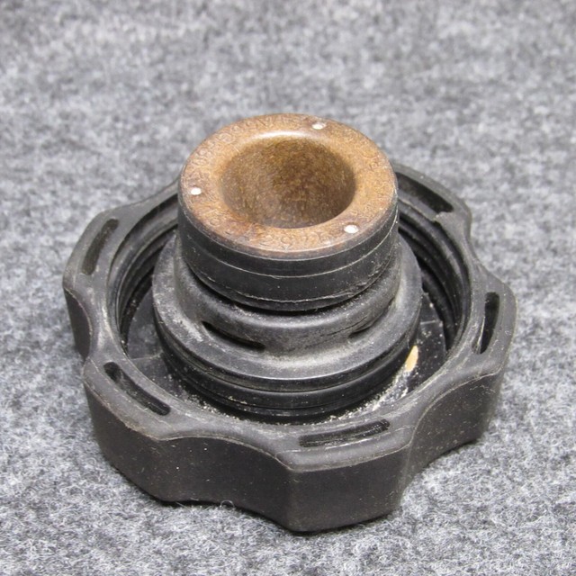 2002-2004 Oldsmobile Bravada Radiator Pressure Cap Lid 15 PSI 15042975 ...