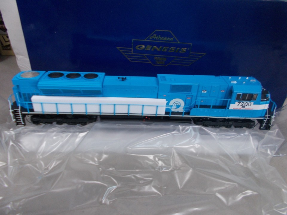 GENESIS # 28083 ~ NORFOLK SOUTHERN (ex-CR) SD80MAC LOCOMOTIVE # 7200~HO ...