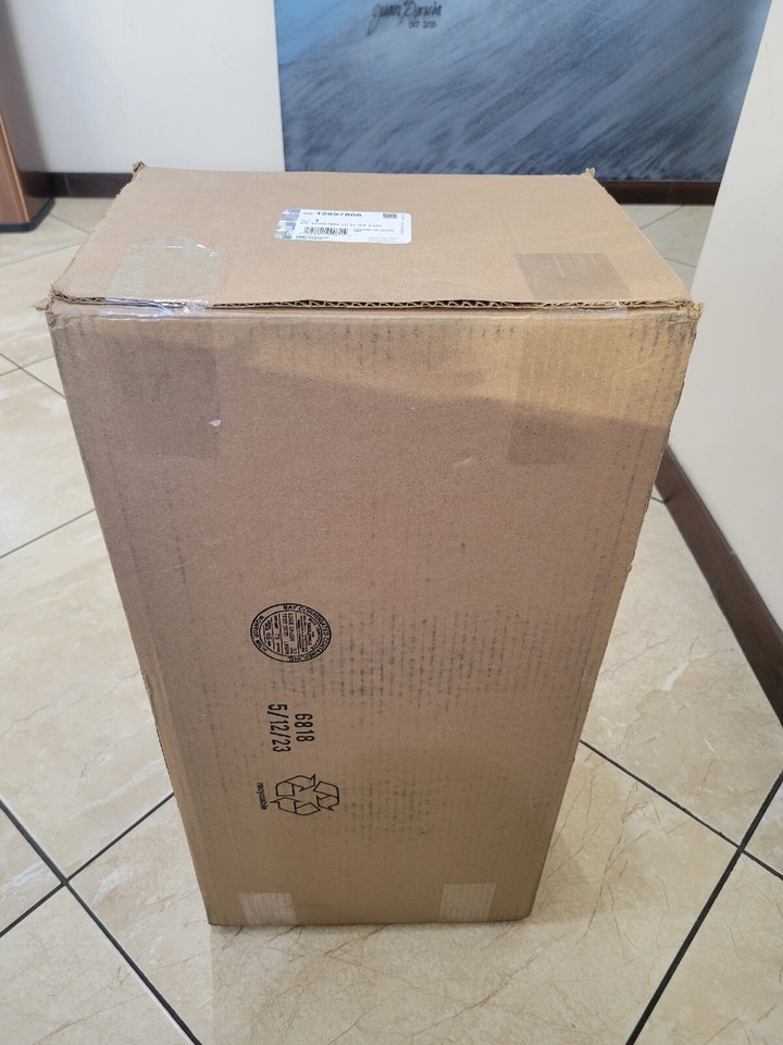 12697806 Genuine GM MANIFOLD VLOM KIT new Never Opened!!! Vally COVER ...