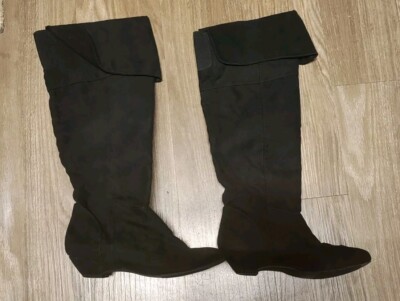 GLO Black Knee-high Boots Size 8 | eBay