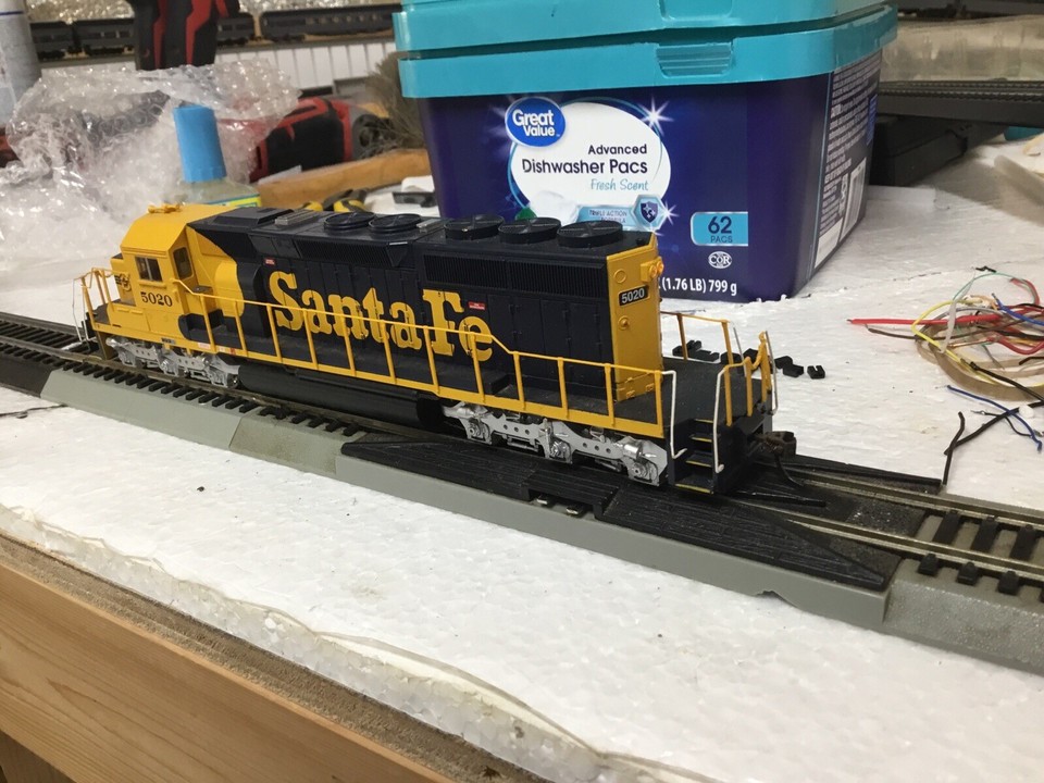 Ho Scale Bachmann ATSF Sd40-2 #5020 DCC Only | eBay