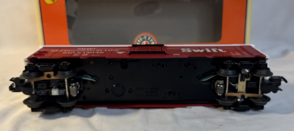 Lionel 6-29831 Swift Hot Box Reefer, Lights, Smokes And Sounds O-Gauge ...