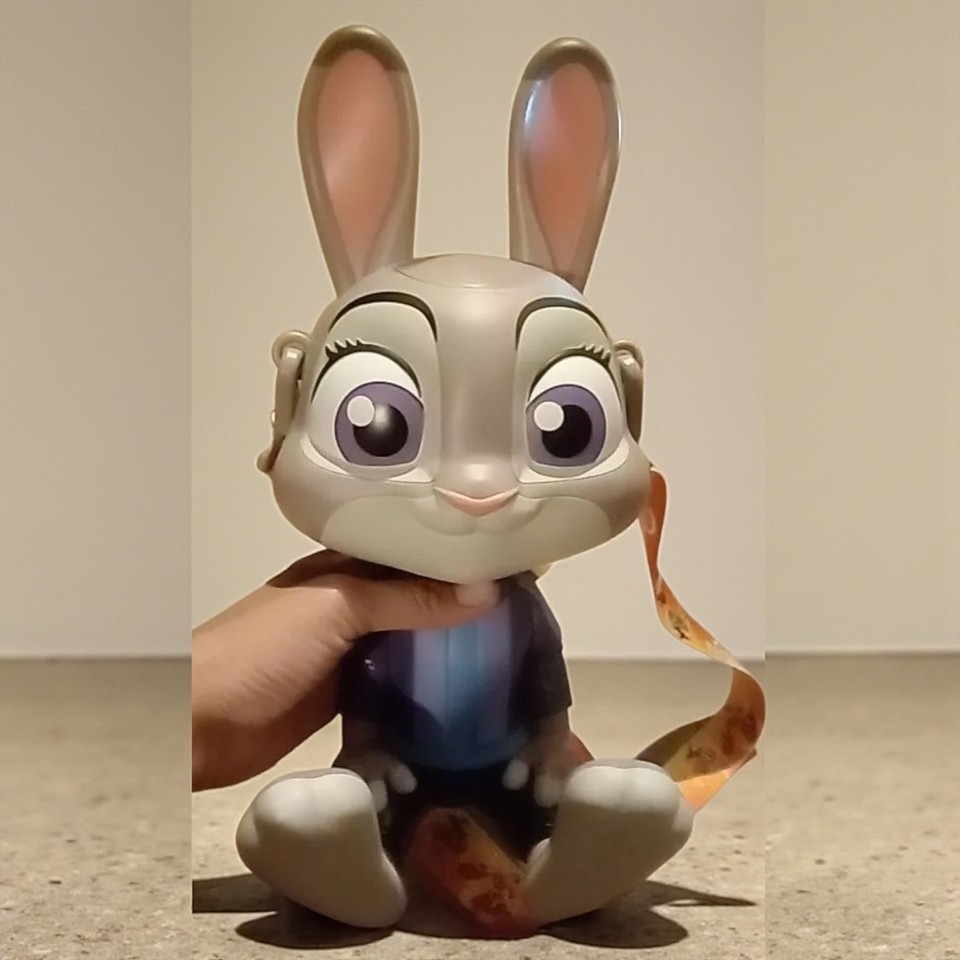 Zootopia 2 Bottle Cup Judy Nick Movie Collectible w Strap Limited ...