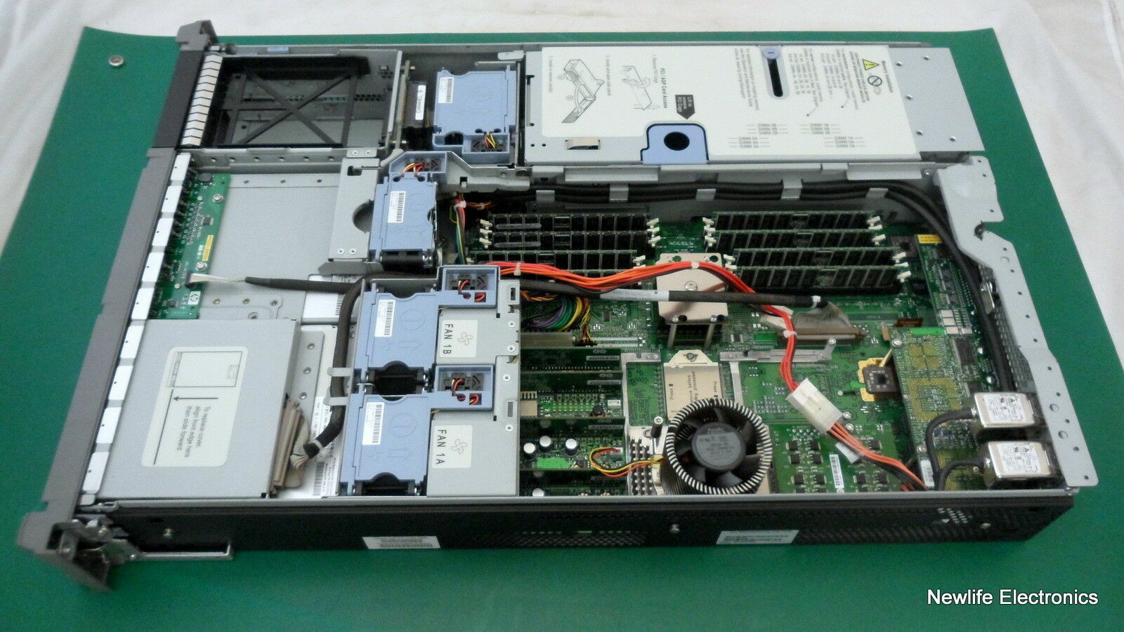 HP A7136A 9000 rp3410 Server (1 x 800MHz CPU/2GB RAM/No Drives) | eBay
