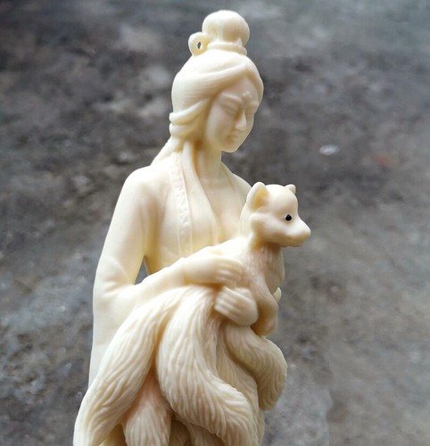 Tagua Nut Nine Tailed Fox Fairy Statue Marriage Love Feng Shui Decor ...