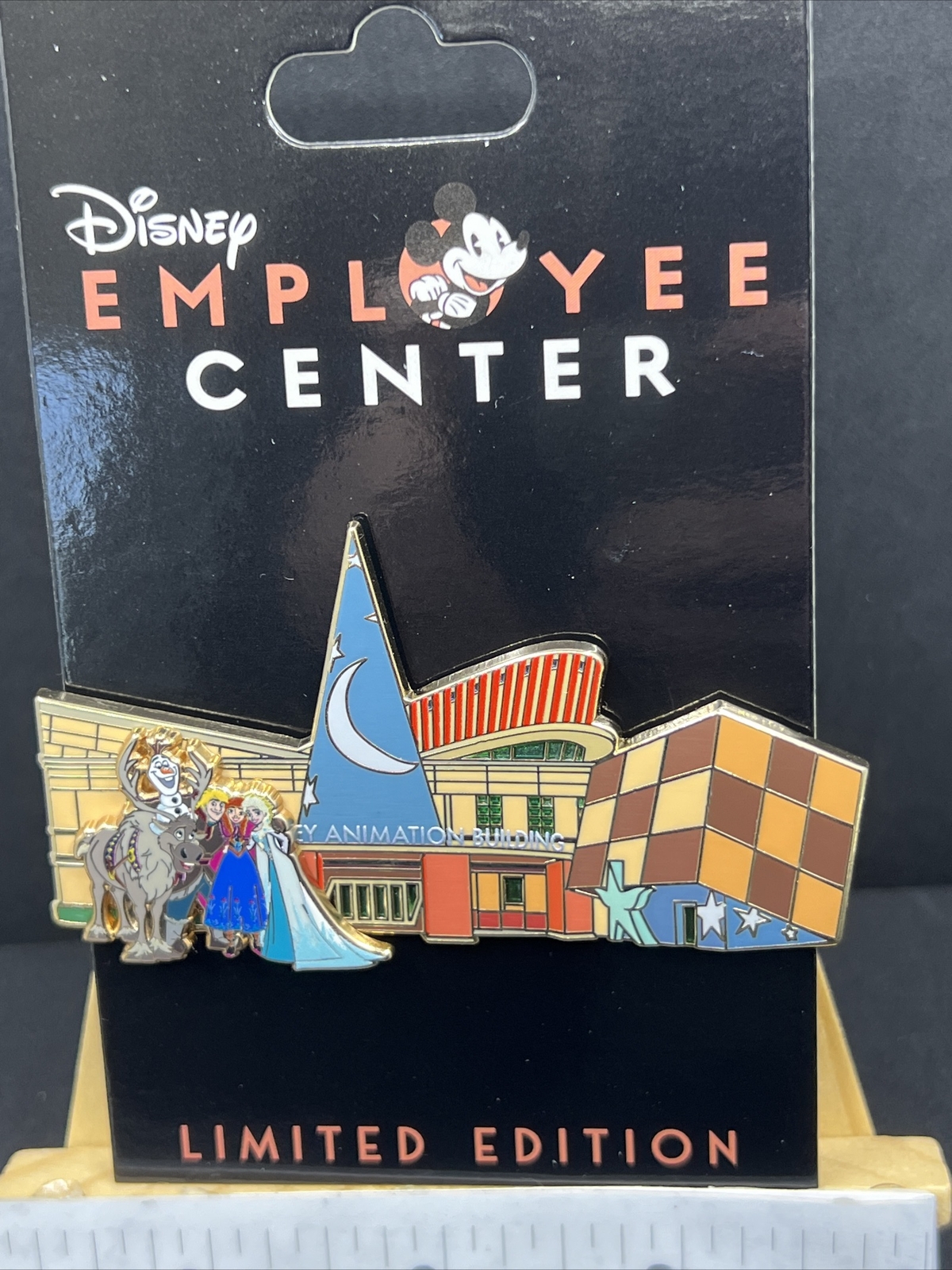 Disney DEC Pin Treasures of the WD Animation Studios - Frozen Anna Elsa ...