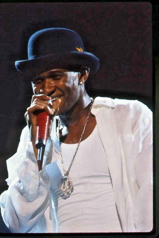 Usher Performing She Came To Give It To You