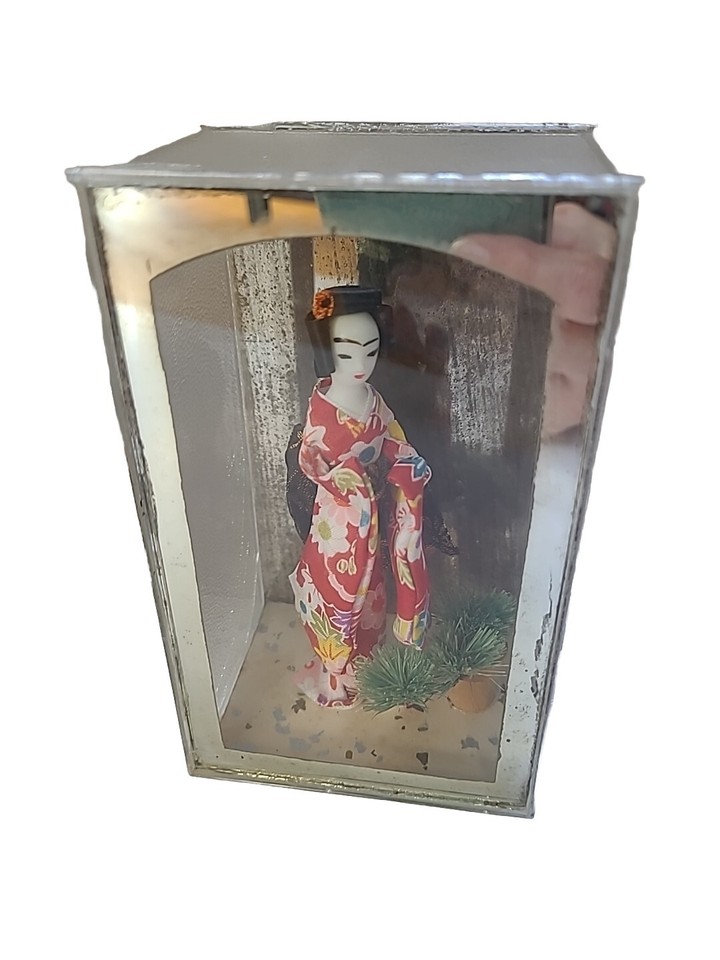 Vintage Japanese Decor Geisha Doll in Shadow Box And Fan In Frame Asian ...