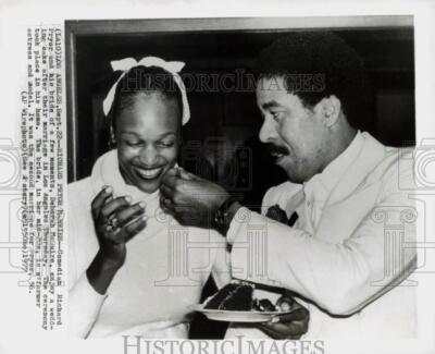 1977 Press Photo Comedian Richard Pryor and Wife Deborah McGuire in Los ...