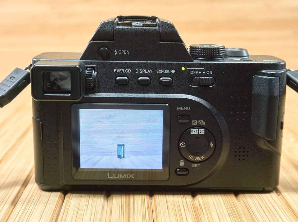 Panasonic Lumix DMC-FZ10 4MP Digital Camera, 12x Optical Zoom, Made in ...