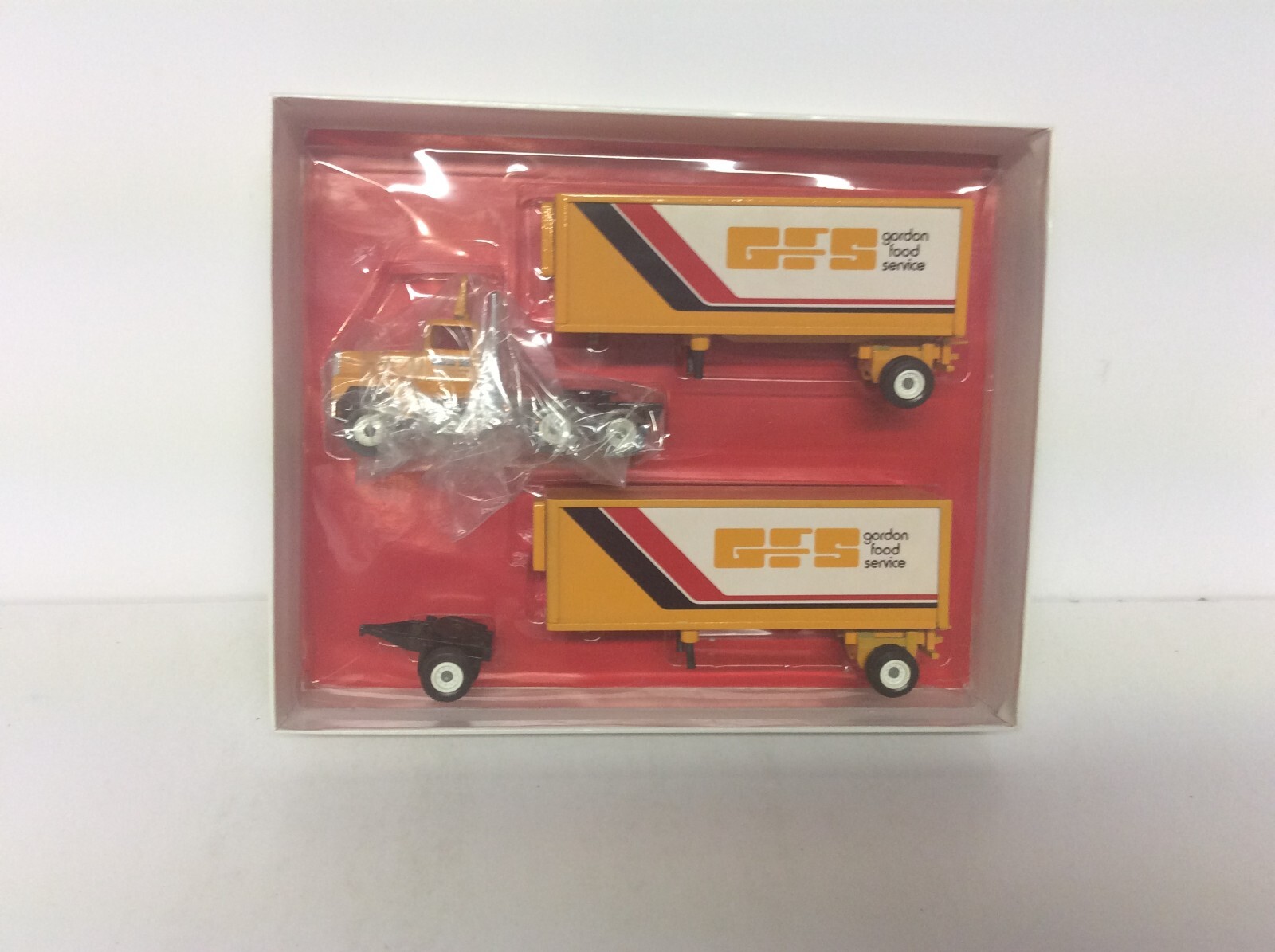 Winross Ford 9000 Gordon Foods with Dbl. Reefer Trailers. New in Box | eBay