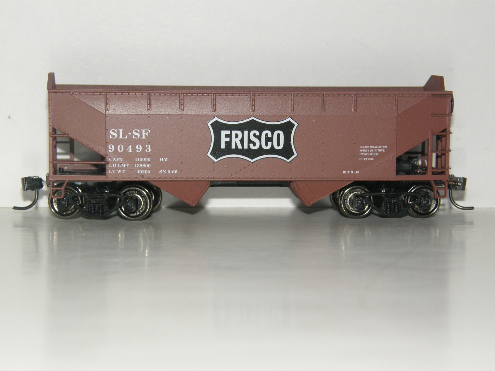 Athearn HO K&D Hobby Frisco 34' Offset Hopper #90493 Steel Wheels ...