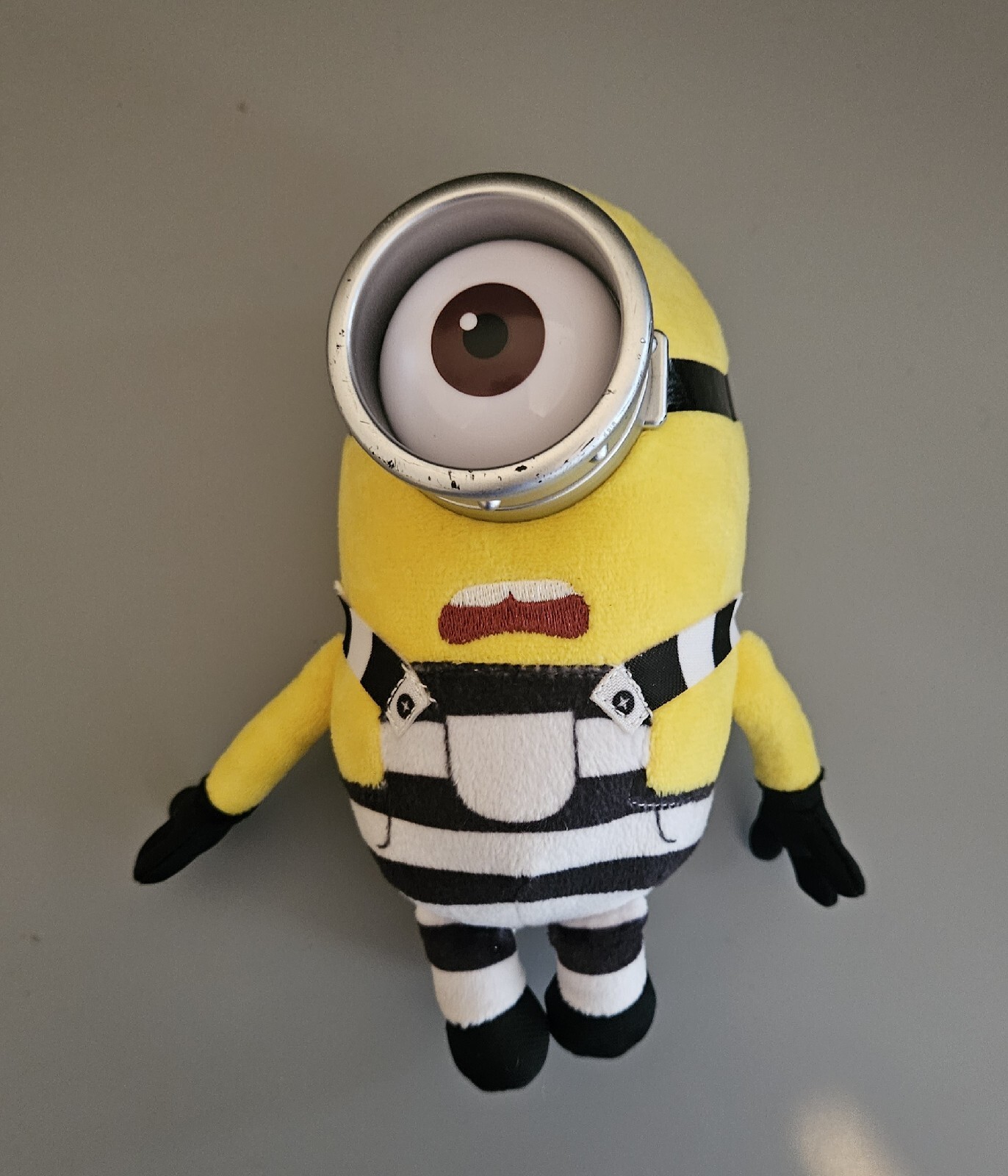 TY Carl Despicable Me 3 Plush Prison Uniform Minion Goggle One Eye 2017 ...