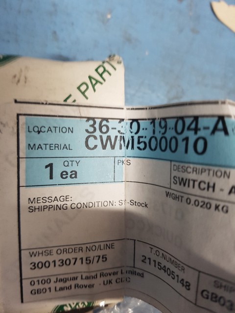 Land Rover Discovery 4 L319 Liftgate Release Switch CWM500010 Genuine ...