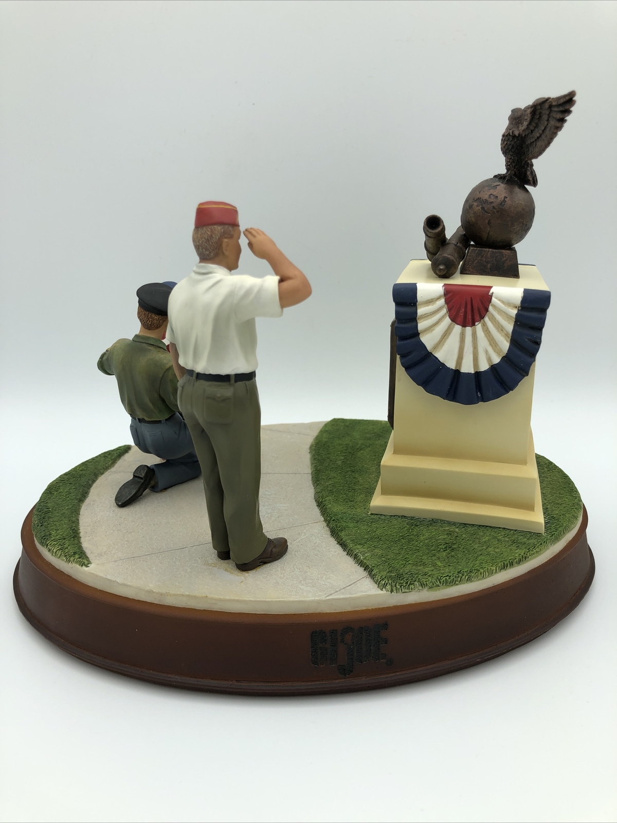 Hasbro Military Memorials Series GI Joe Statue Memorial Day LimIted ...