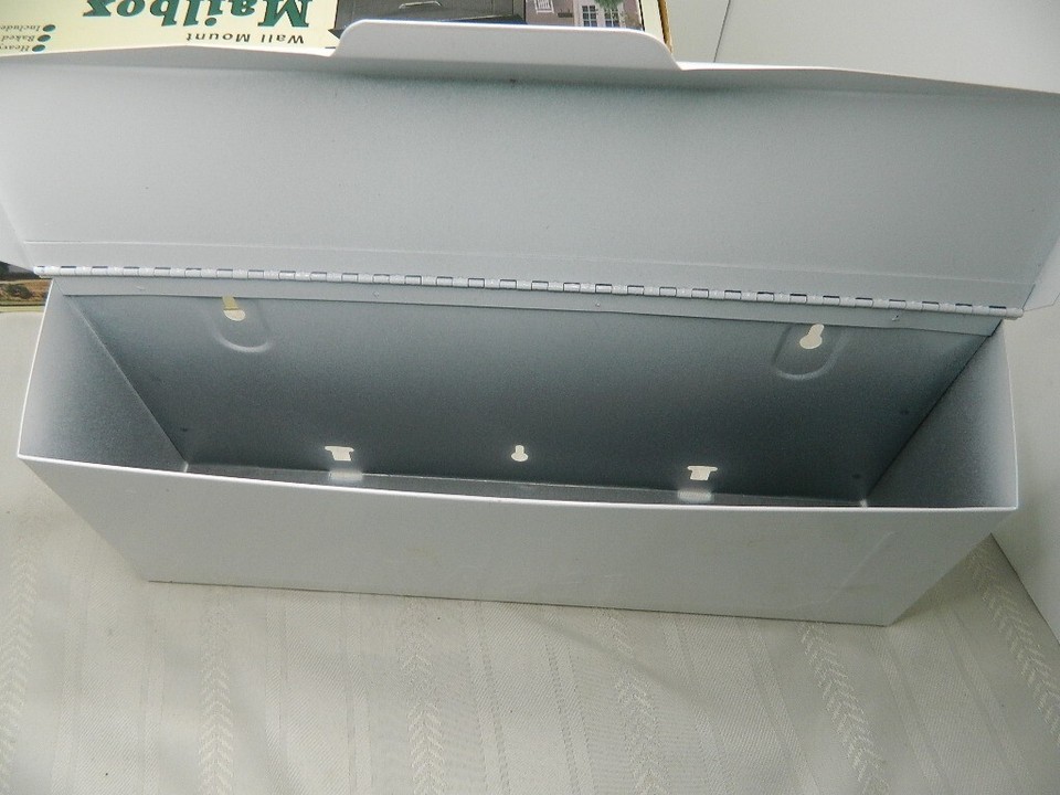 Solar Group Steel Wall Mount Mailbox W/Newspaper Hook TownHouse ...