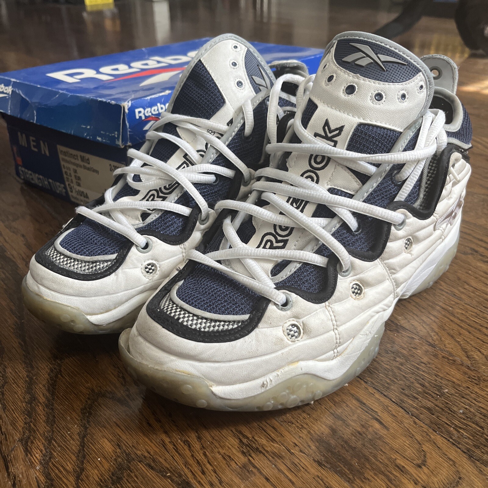 Vintage Men’s Reebok Shoes Strength Turf Instinct Mid Size 9.5 Rare | eBay