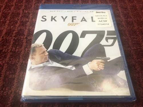 Skyfall (Blu-ray/DVD, 2013, 2-Disc Set, Includes Digital Copy UltraViolet) *New* 883904285410| eBay