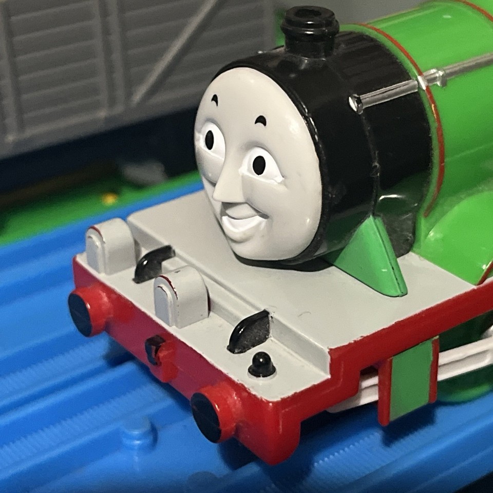 Thomas & Friends Trackmaster Plarail Classic Henry With Truck And Van ...