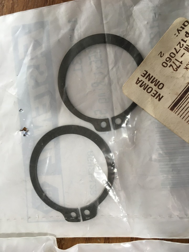 (4) Stronghold® M35 Carbon Spring Steel Phosphate Finish DSH(DIN Shaft ...