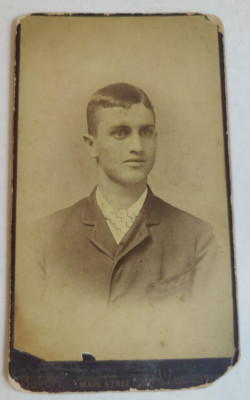 Vintage Cabinet Card Man in Suit by Baker in Worcester, Massachusetts ...