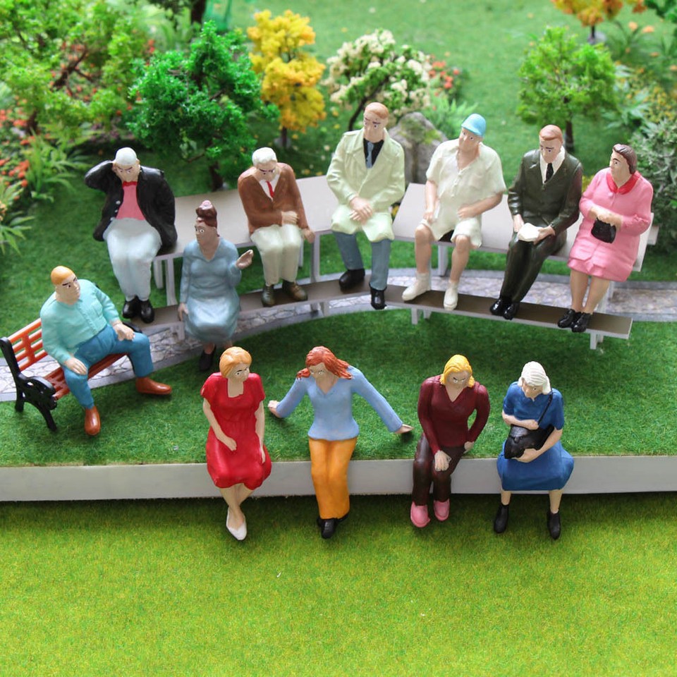 12pcs Model Trains G scale 1:25 Sitting Figure Seated People 12 ...