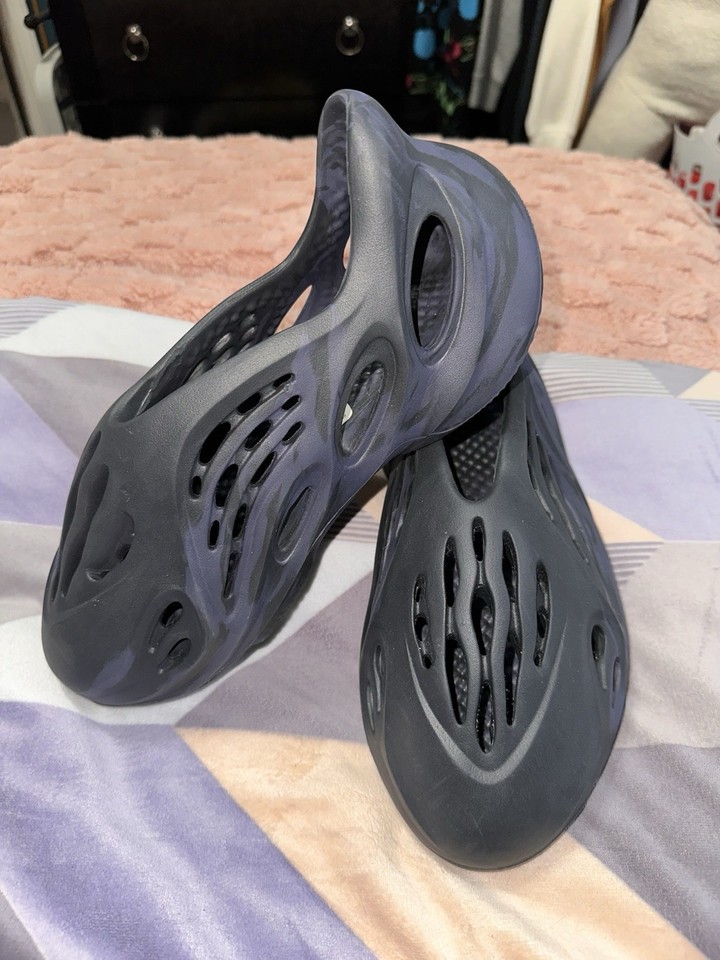 adidas Yeezy Foam Runner “Mineral Blue” | eBay