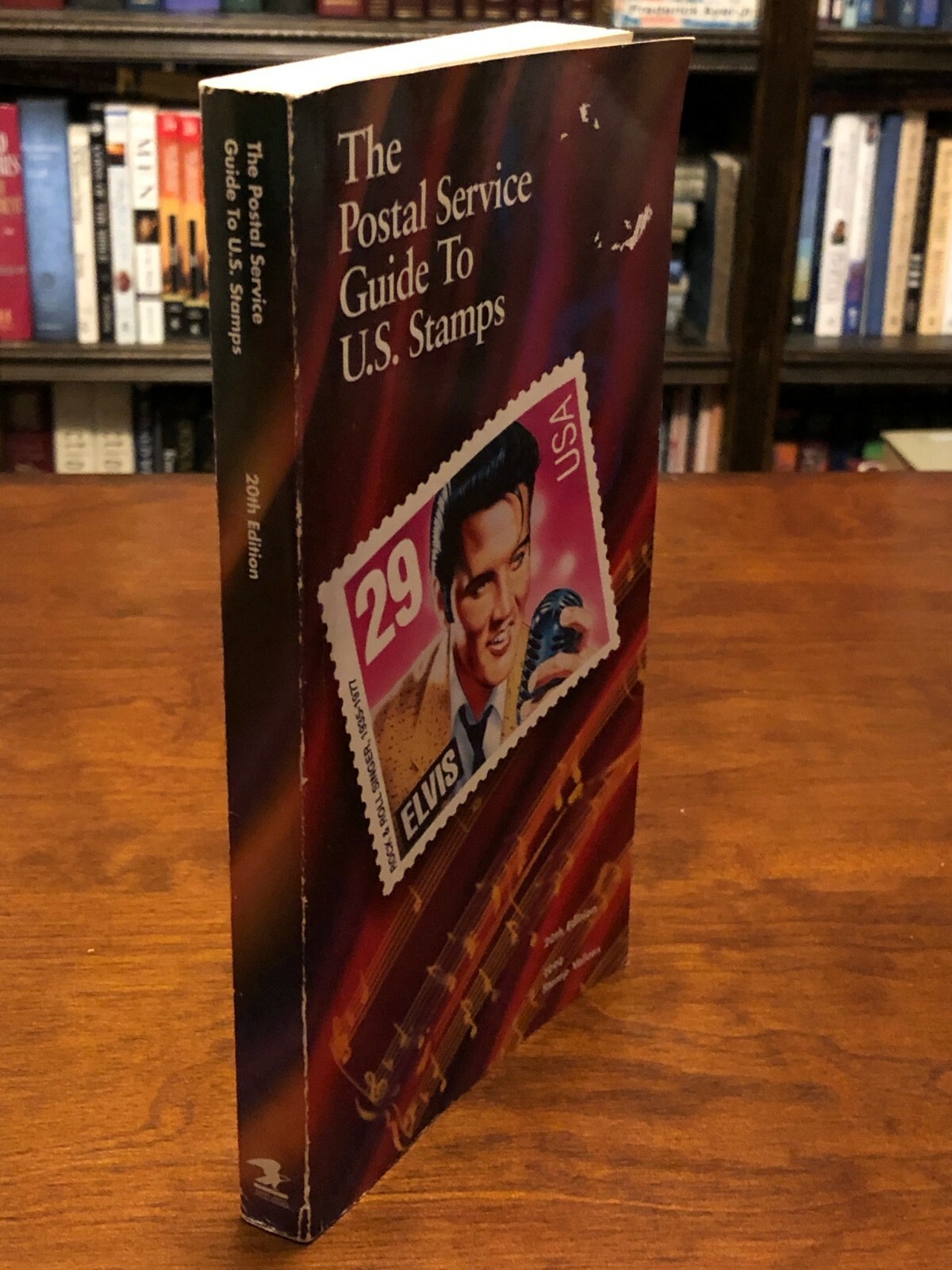 THE POSTAL SERVICE GUIDE TO U.S. STAMPS (20th Edition - 1994) Elvis ...