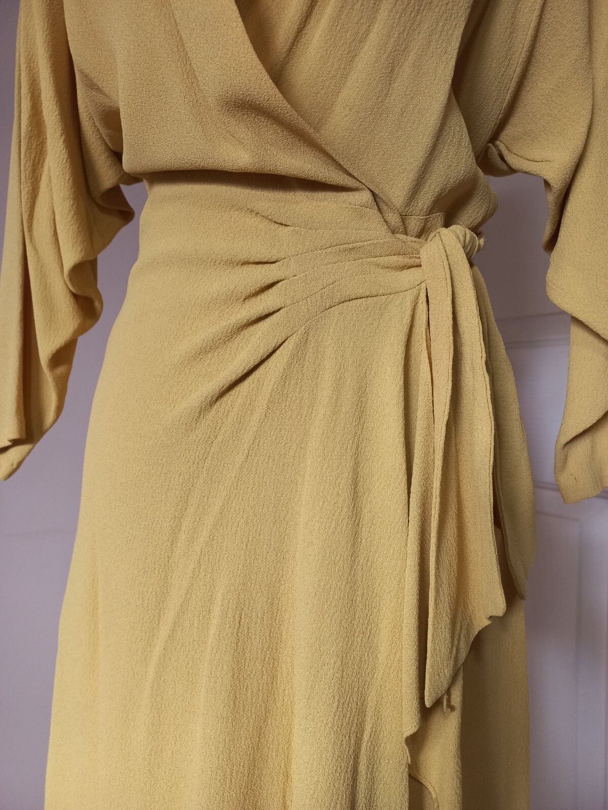 Vintage 1940s Rare True Chartreuse Padded Shoulders Wrap Bombshell ...