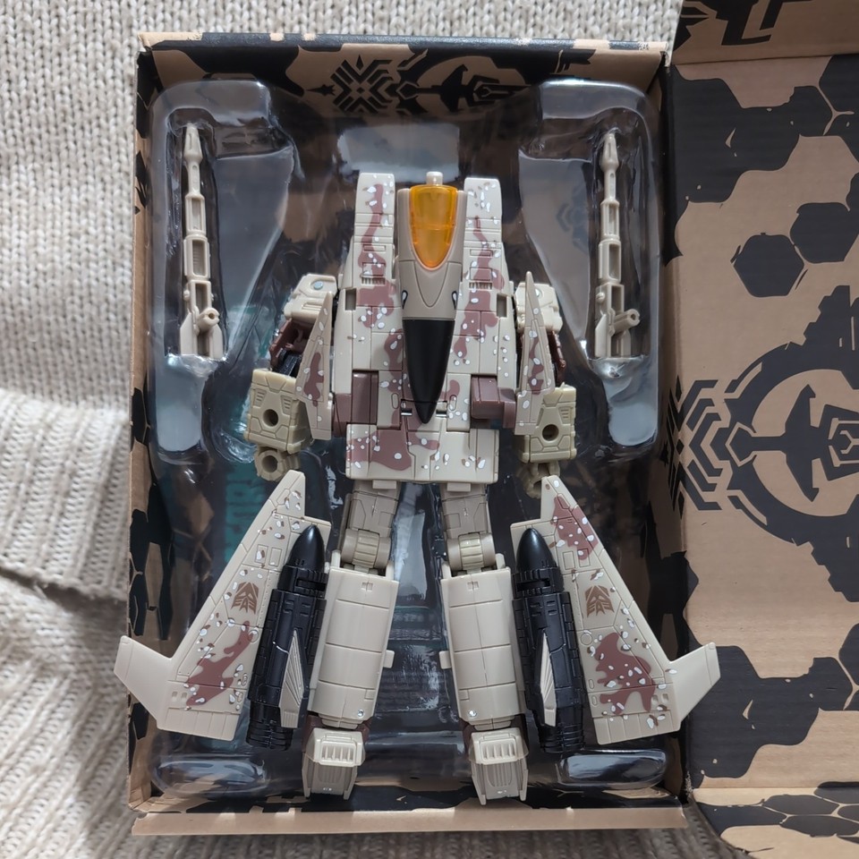 Transformers WFC Trilogy Generations Selects Earthrise Sandstorm | eBay