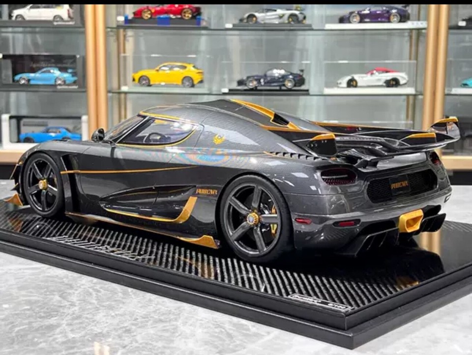 Koenigsegg Agera RS Phoenix (Exposed Carbon Fibre) [FrontiArt] 1:8 ...