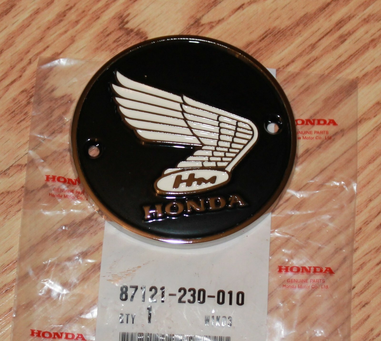 NOS Honda R Fuel Tank Emblem CL CA CB SS 72 77 125 175 87121-230-010 ...