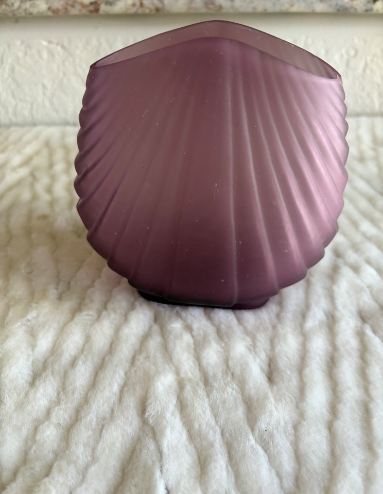 Two's Company Inc. Handblown Glass Purple Frosted Clam Shell Design | eBay