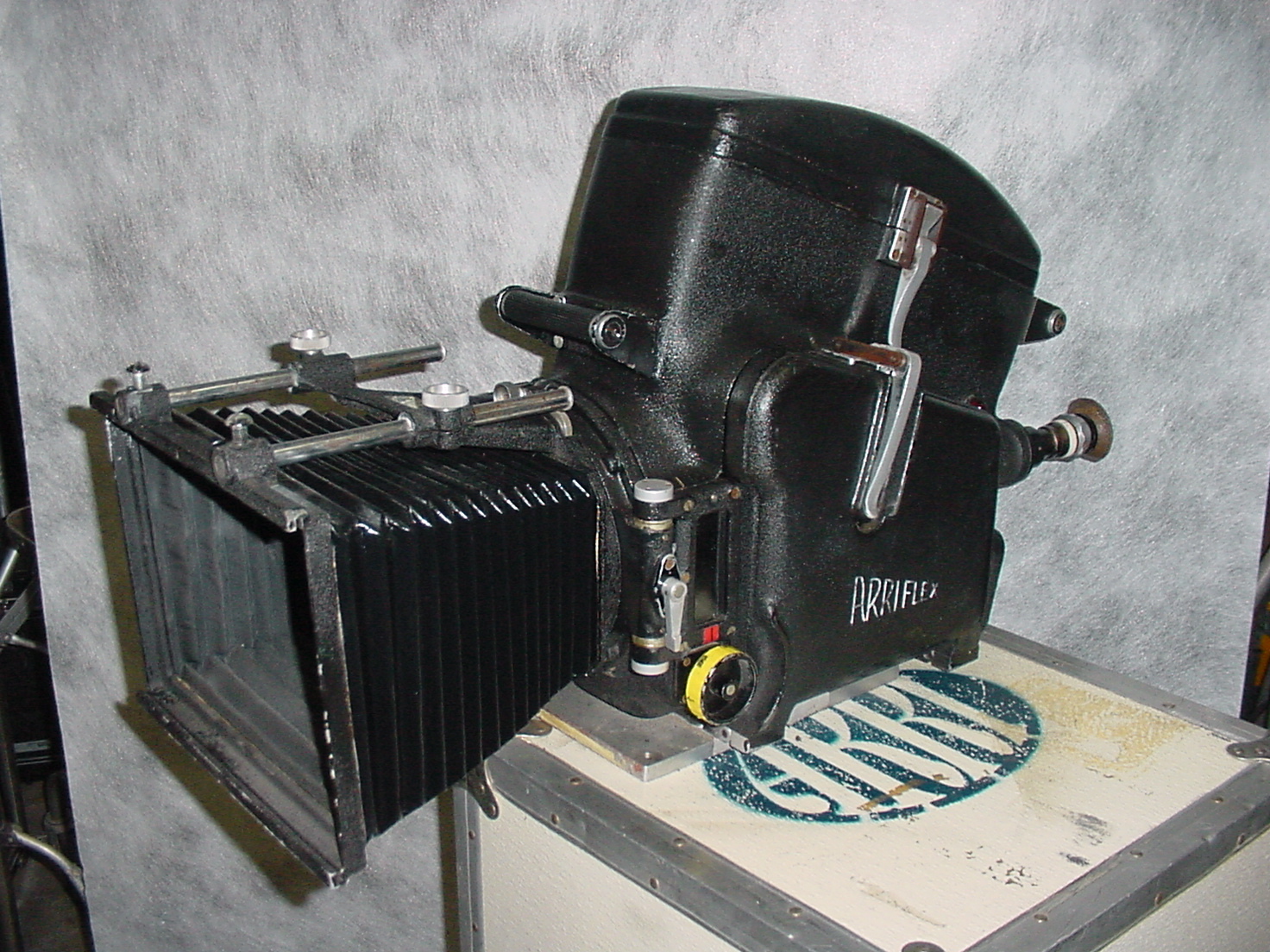 COLLECTIBLE 35mm ANTIQUE Motion Picture Film Cameras & Blimps. FROM ...