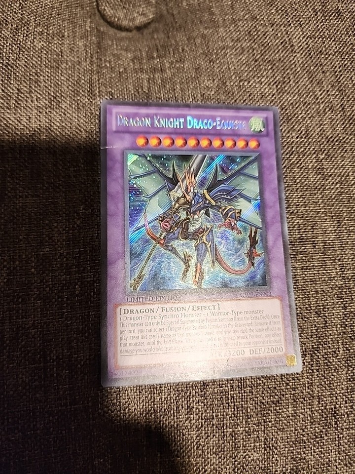 Yugioh Dragon Knight Draco-Equiste - CT07-EN003 Secret Rare Limited ...