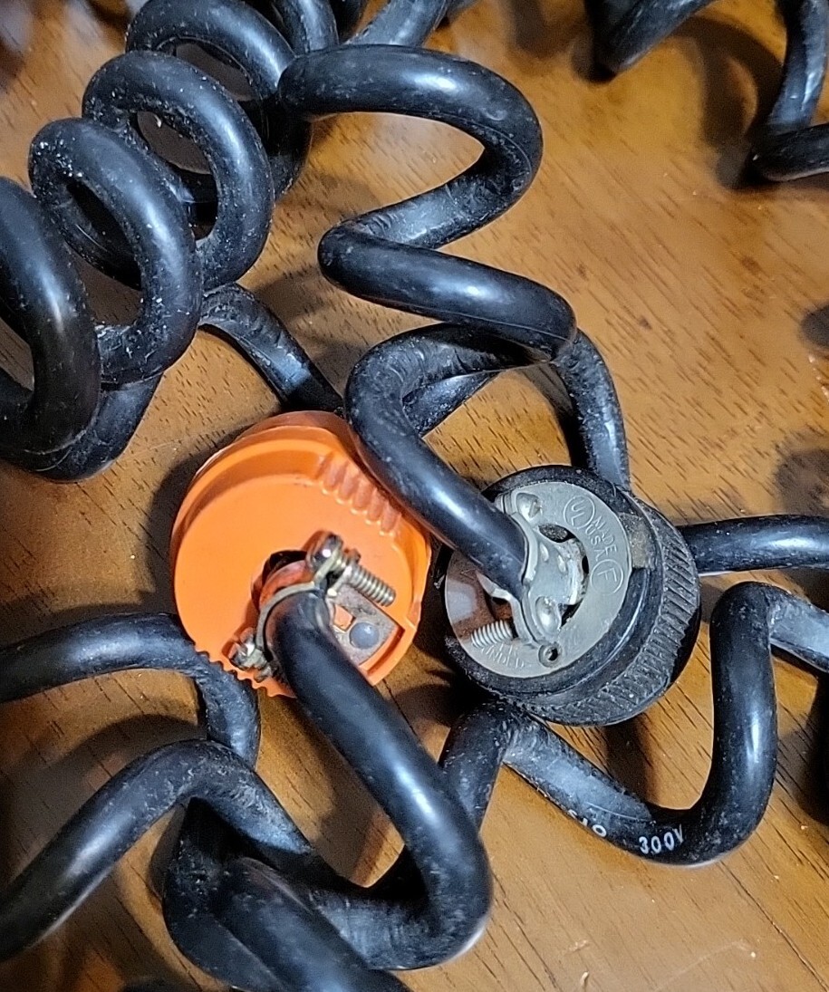 Vintage Black Coiled Heavy Duty 18 Foot Power Cord & Plug-300V-18-3 SJO ...