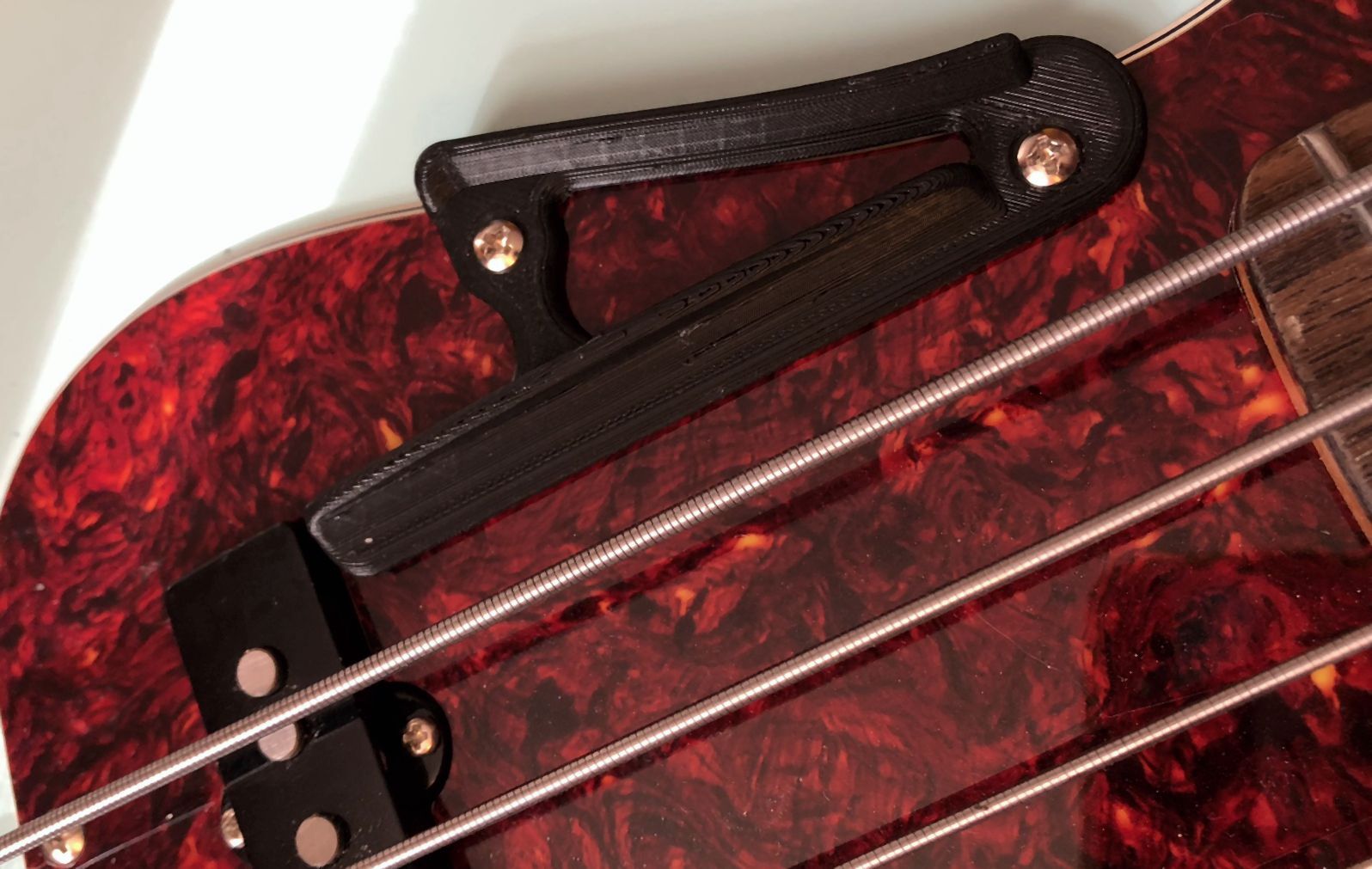 ThumbRocker Double Bass Thumb Rest Fender Squier Jazz No Holes Free ...