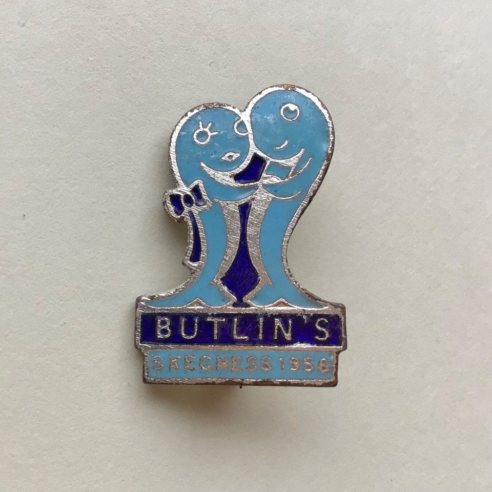 Vintage enamel Butlins badge Skegness Filey Minehead Clacton Bognor ...