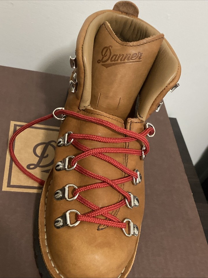 Danner Men's Mountain Light Cascade Clovis - 31528 Size 8- NEVER WORN | eBay