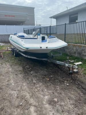 1994 Hurricane 22' Fun Deck Boat w/ Bill of Sale & Trailer | eBay