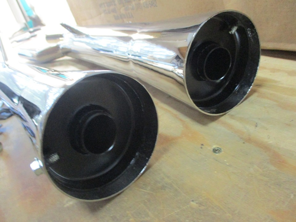 Honda CB900C CB1000C Custom 4 into 2 Flare Tip Exhaust Mufflers Mac 001-3111 | Mac Tools | Rear