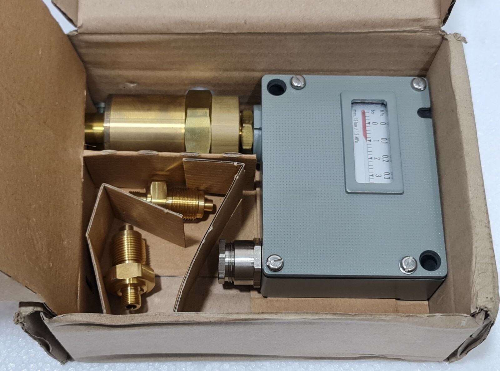 TRAFAG 920.2374.931 PD3.4 INTERRUPTOR DE PRESSÃO DIFERENCIAL 920