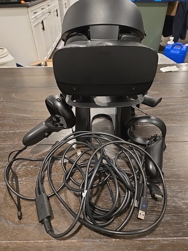 Oculus Rift S VR Headset Bundle – Controllers, Original Cable, Stand ...